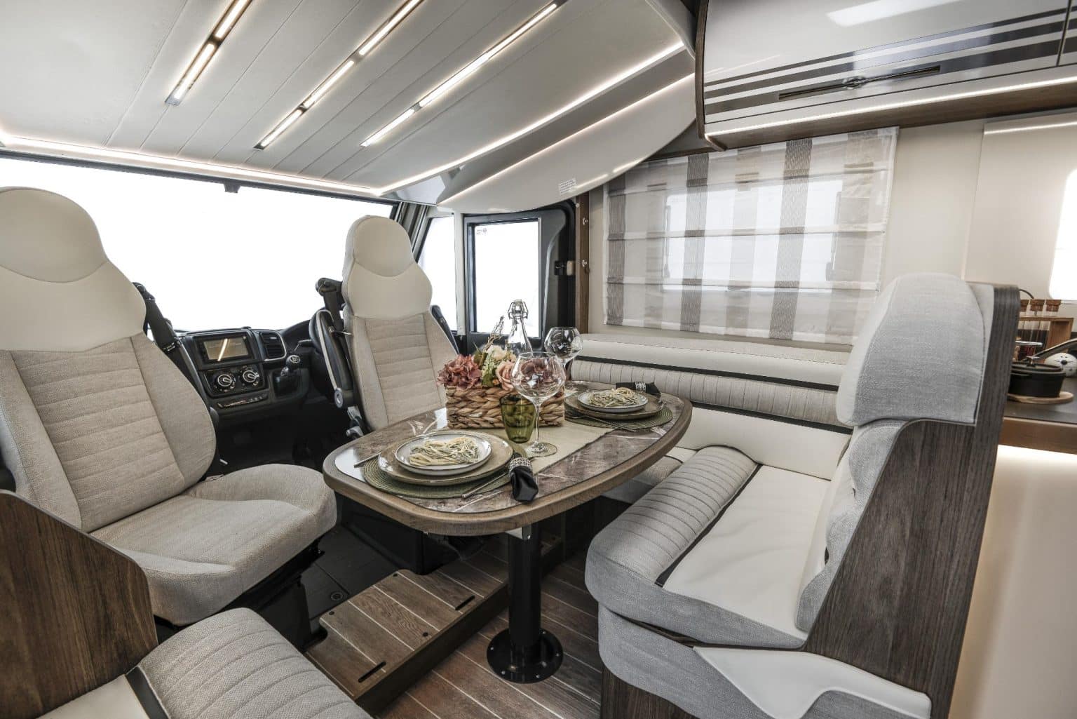 Motorhomes & Booking Info - Roam Motorhomes - Luxury Motorhomes NZ